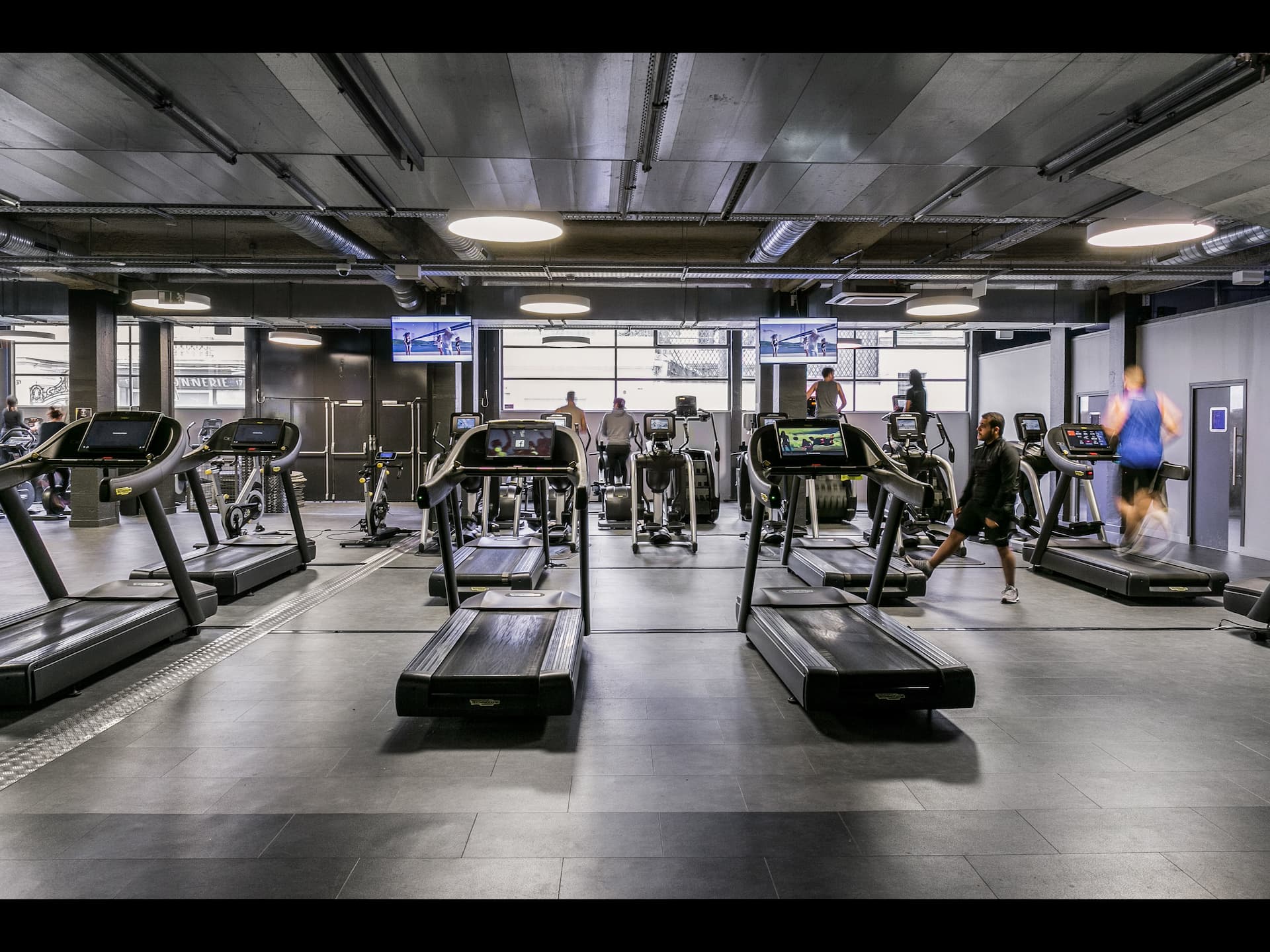 Fitness Park Paris - Place de Clichy | Tarifs, Avis, Horaires, Offre d ...